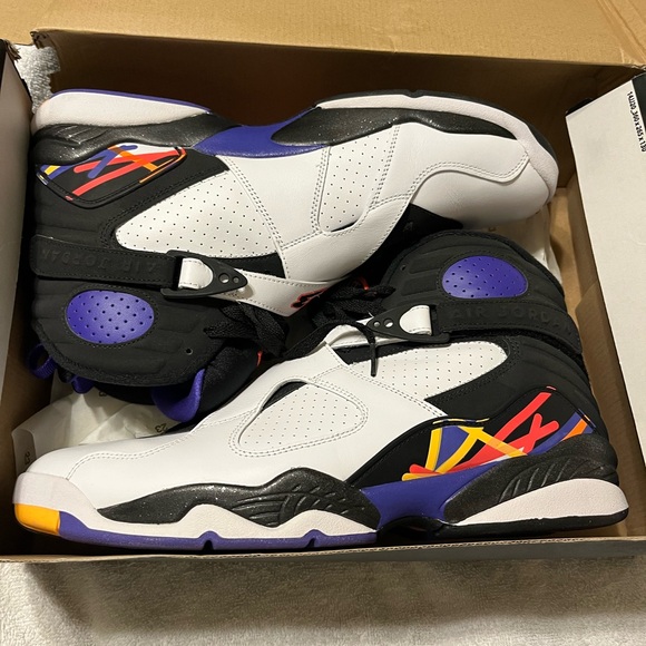 Jordan | Shoes | Jordan 8 Retro Three Peat | Poshmark